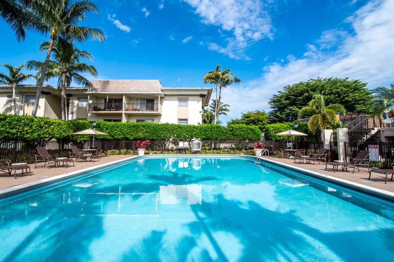 Legacy at Pinecrest - Legacy Residential