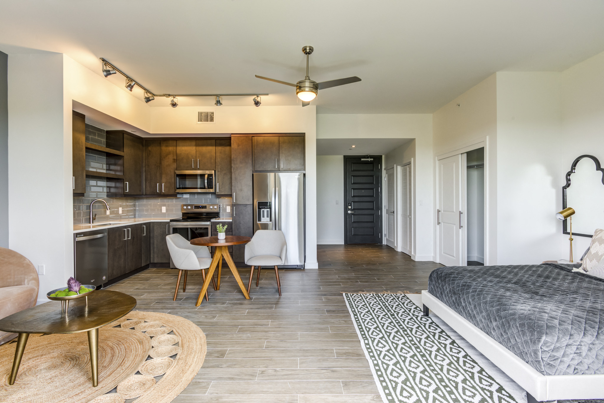 The Residences at Thesis