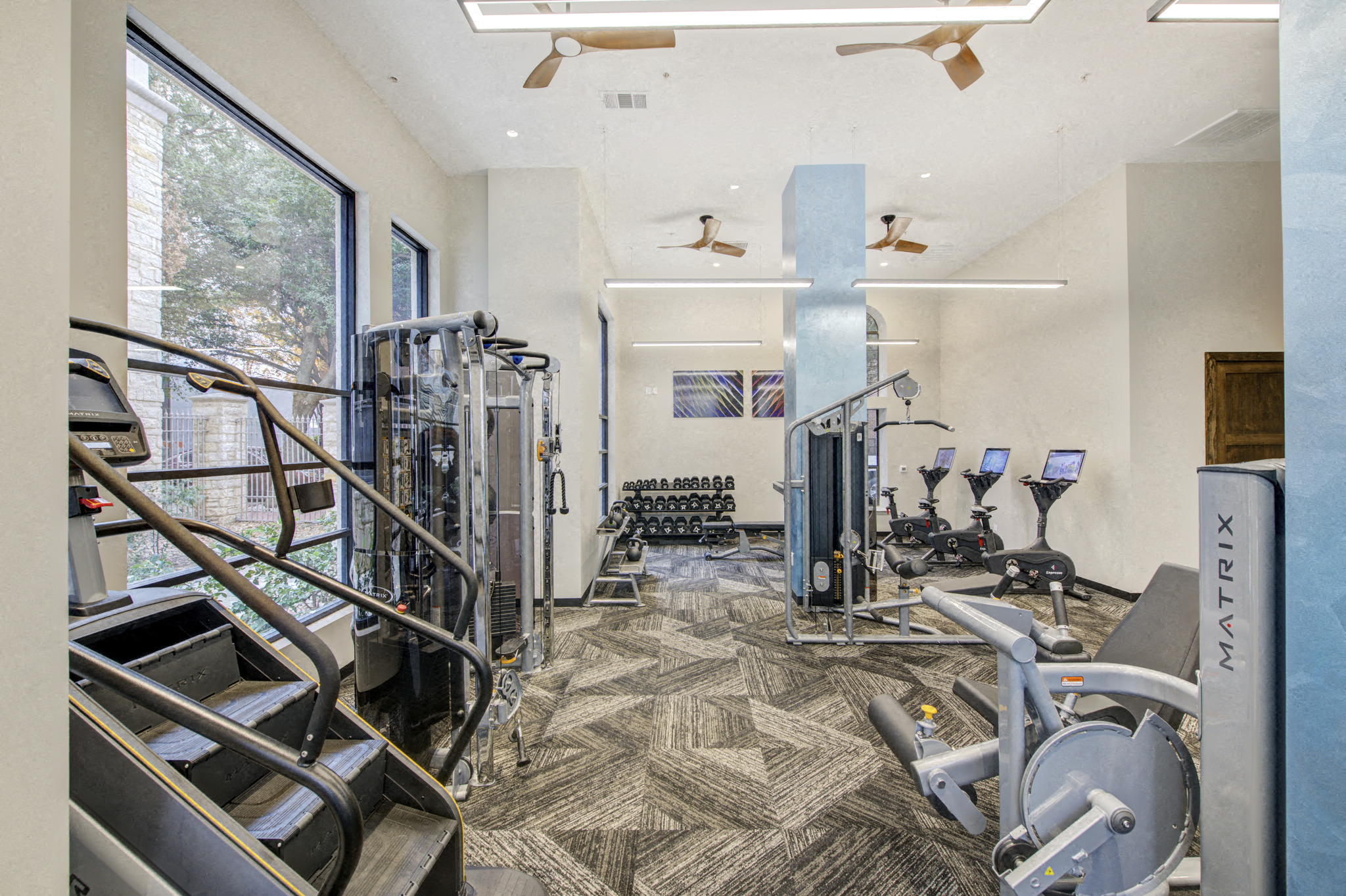 State Thomas Ravello