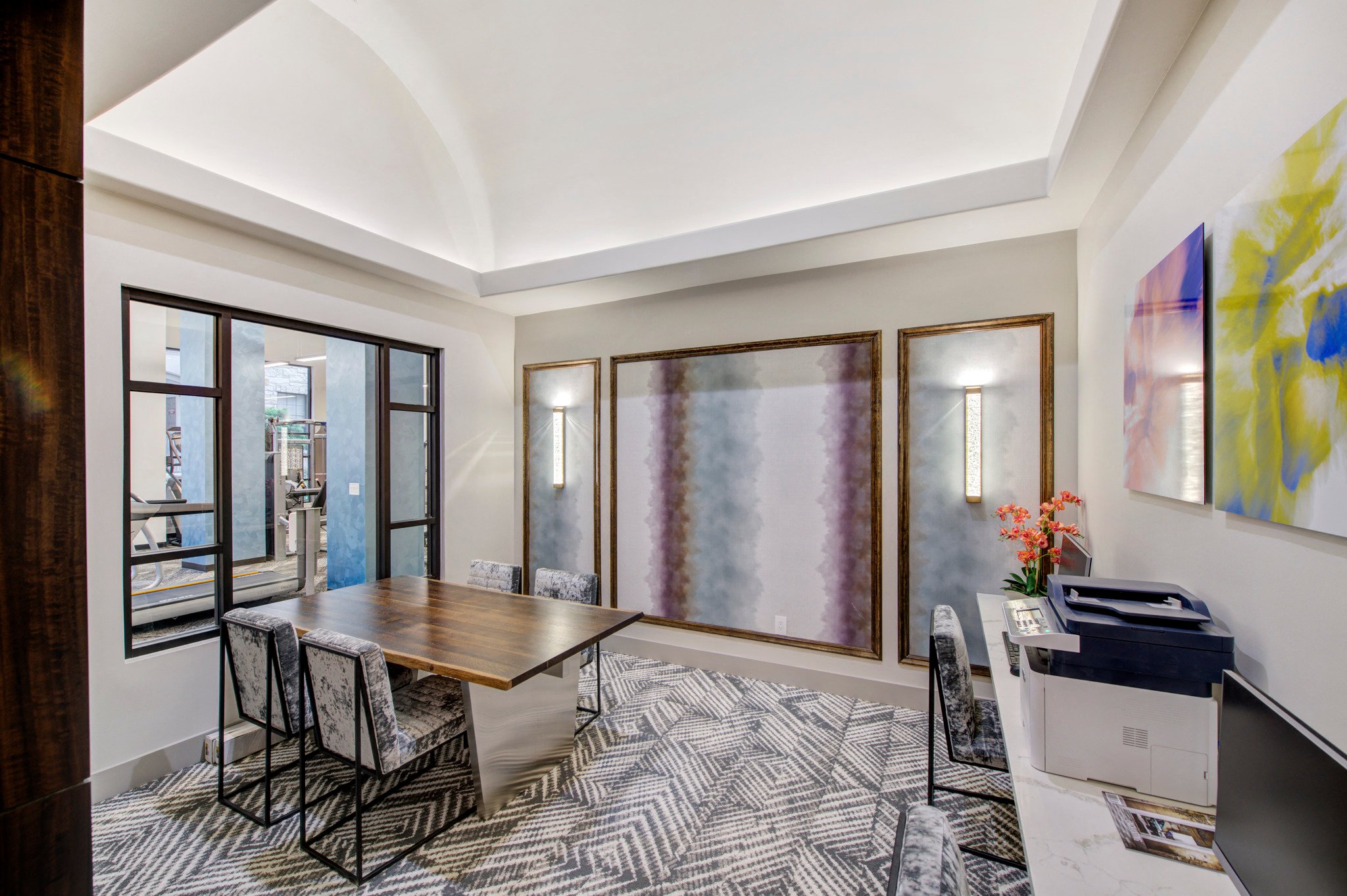 State Thomas Ravello