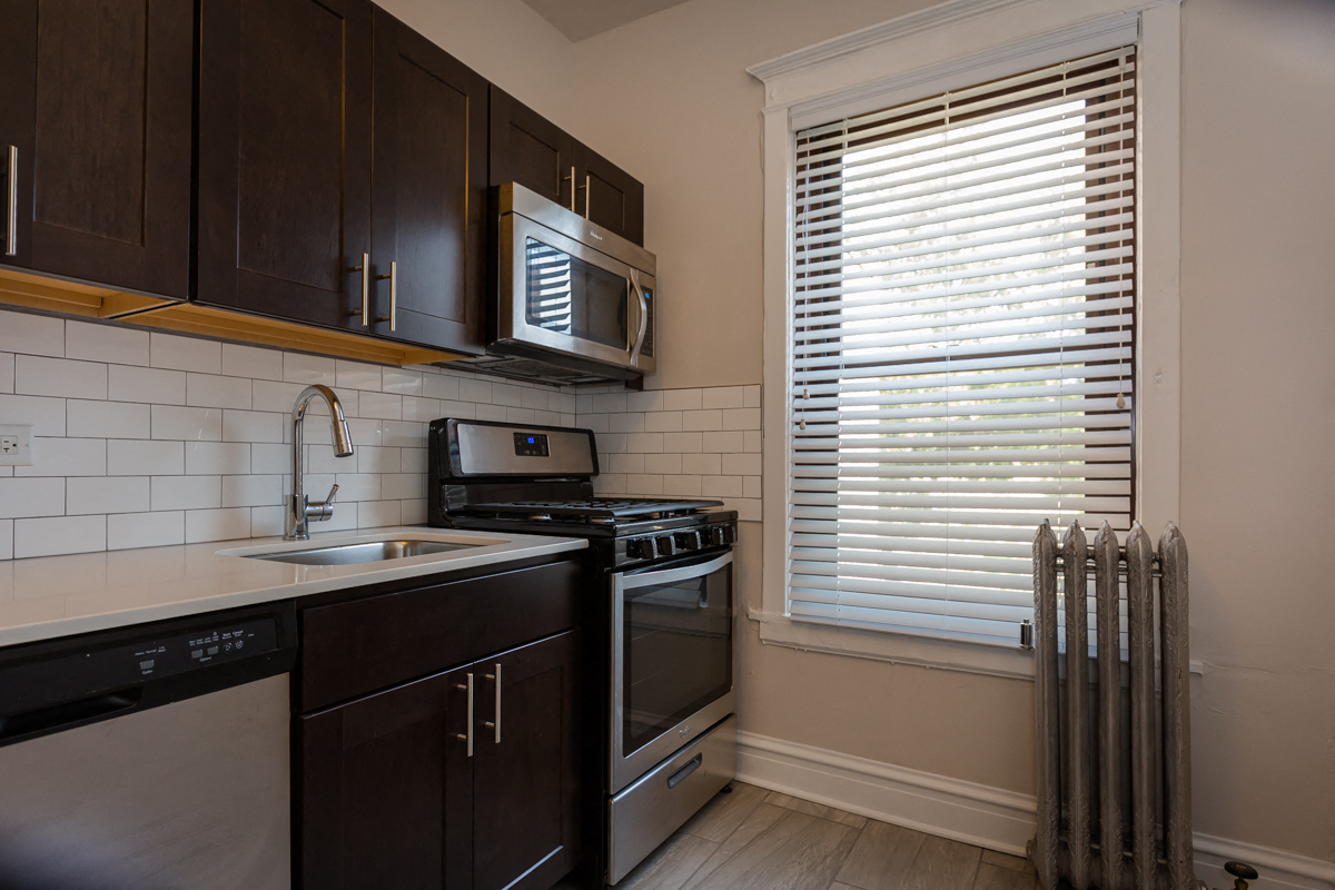 Chicago, IL Luxury Apartments | Ivy at Carlson